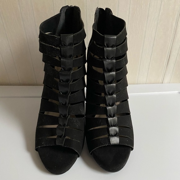 Fergalicious | Shoes | Fergalicious By Fergie Shoes Black Us Size 9m ...